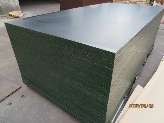 BLACK FILM FACED PLYWOOD  Black film faced plywood,MR glue,poplar core,black film or black printed film  Film faced shut
