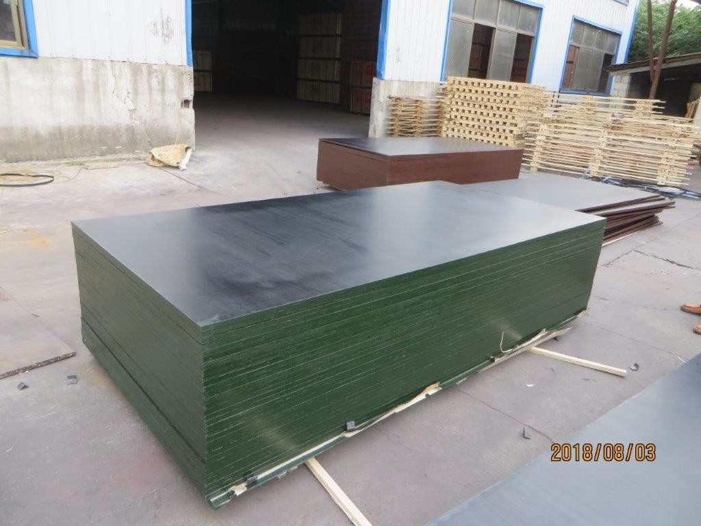 BLACK FILM FACED PLYWOOD  Black film faced plywood,MR glue,poplar core,black film or black printed film  Film faced shut