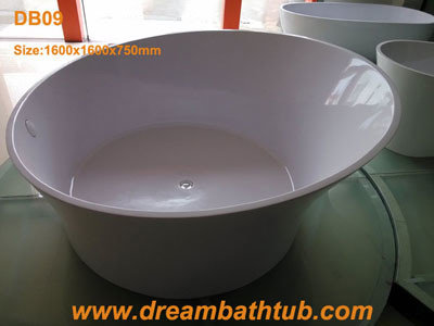 Freestanding resin bathtub