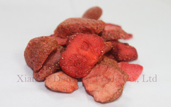 Safe Healthy Freeze Dried Strawberries Fruit Slices Natural Frozen Dried Fruit