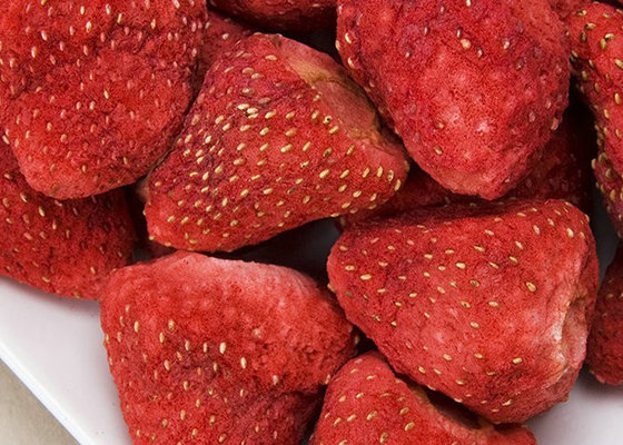 22mm - 30mm Freeze Dried Strawberries Fruits Snack Freezed Dry Strawberries