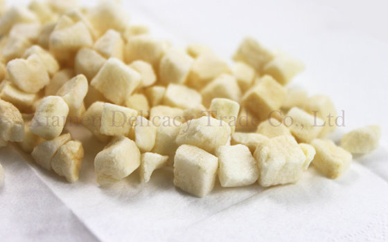 8mm Lyophilized Fruit Freeze Dried Apples Bulk for Desserts Candies