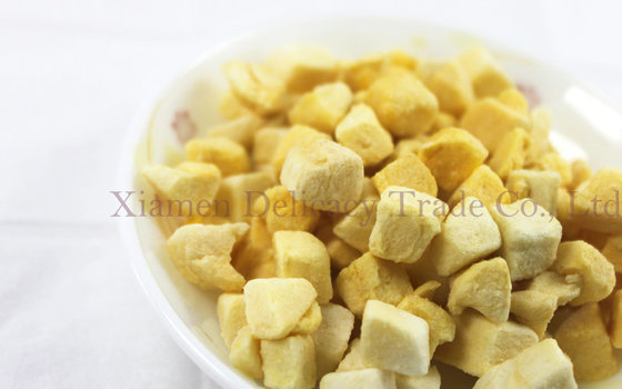 Lyophilized Yellow Peach Fruit Dices , freeze dry foods Making Desserts