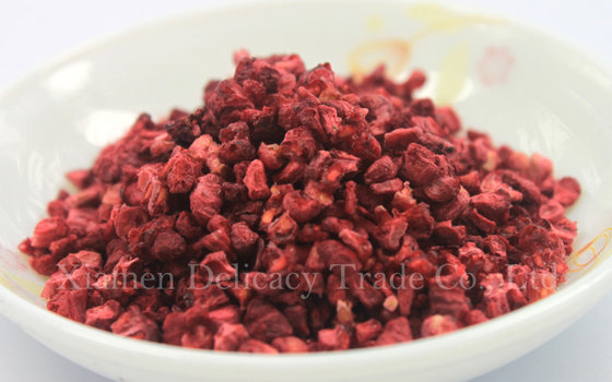 Freeze Dried Raspberry Pieces Lyophilized Fruits Granules Bulk in Baking