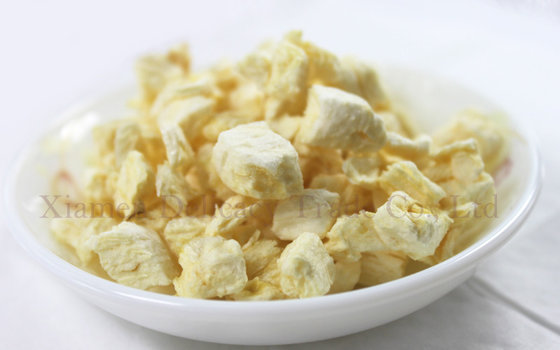 Healthy 8*8*8mm Freeze Dried Pineapple Dices Freeze Dried Fruits and Vegetables