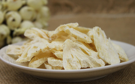 Crisp Healthy Freeze Dried Pineapple Chips Sweet Fruits Snacks in Bulk
