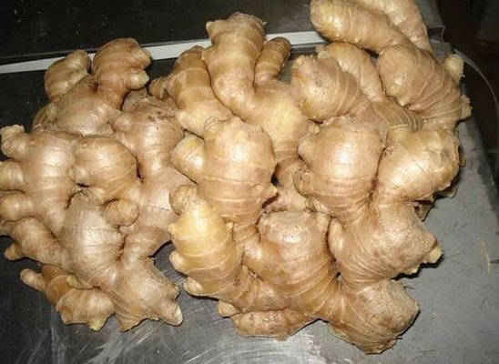 2015 Organic China Bulk Supply Fresh Ginger