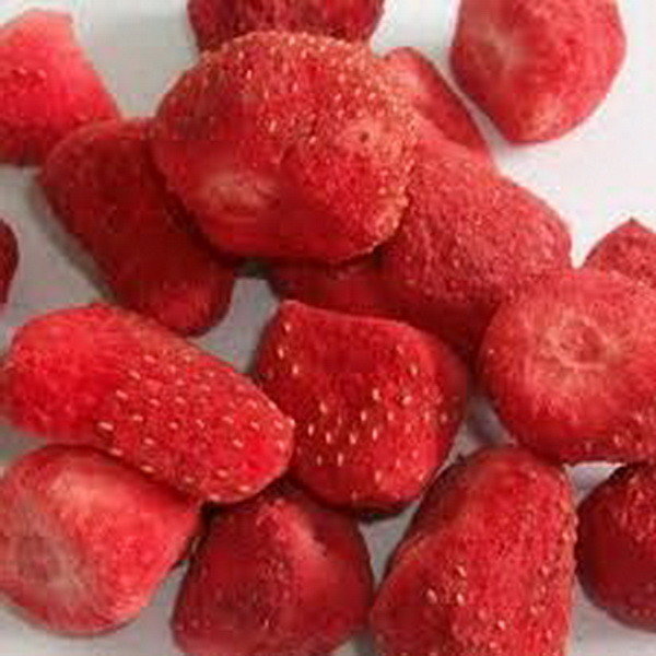 Sweet and Sour Freeze Dried Strawberry Whole for Children Snack Food