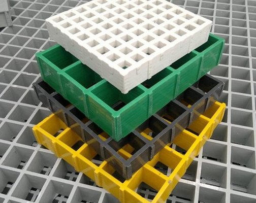 Anti-UV/ Fire-Retardant Fiberglass/FRP/GRP Molded Grating with High Strength