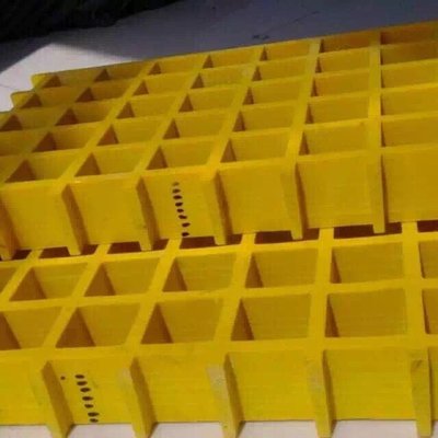 Fire Retardant and Chemical Resistant FRP GRP Molded Gratings Micro Mesh FRP Vinyl Ester Resin Grating
