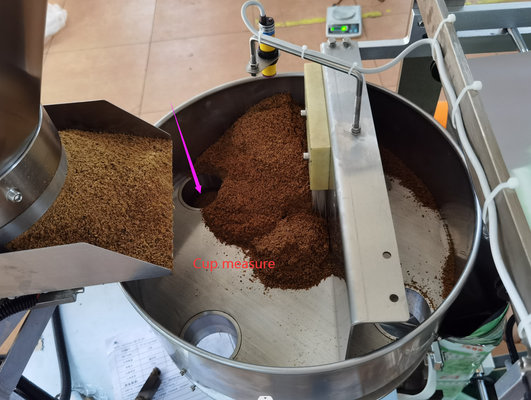 Automatic food granule sugar salt spice powder pepper flour coffee sachet grain bean vertical stick packing machine