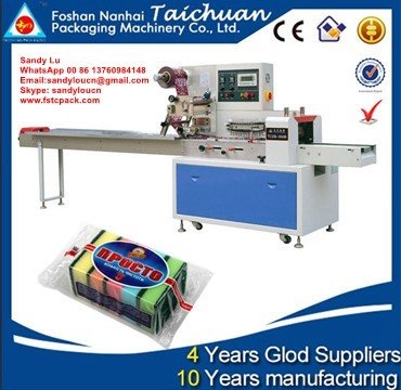 Foam pillow packaging machine , Scourer flow pack machine , cleaning sponge wrapping machine