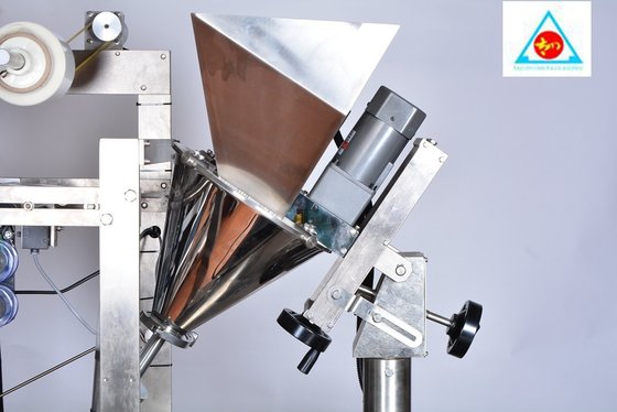 TAICHUAN milk powder packing machine in small business lost cow--TCLB-C60F