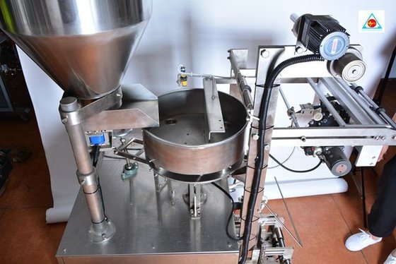 Automatic black pepper powder/chilli powder packaging machine TCLB- C60KZ