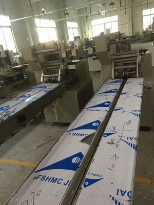 100% factory price Easy Operation Automatic Horizontal ice cream Packing Machine price