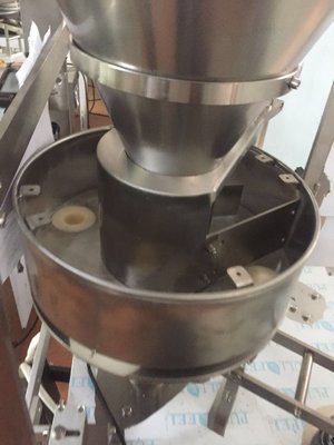 Easy Operation hot sale automatic high speed 3 in 1 coffee （have sugar inside) sugar packing machine price