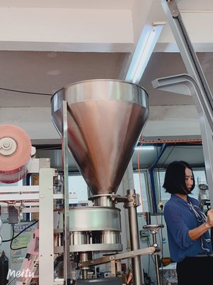 Taichuan Full Stainless Steel Automatic Feeding Cups Measuring Rice Sugar Peants Sunflower Seeds Packing Machine