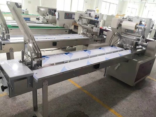 Taichuan Automatic horizontal packing machine pillow pack bread biscuit packaging in small business price--TCZB-450