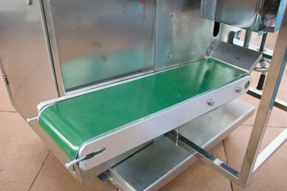 high accuracy factory price Autompatic tomato ketchup /fruit juice packing machine
