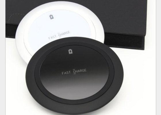 Electric Cool Electronic Gifts Fast 10W  Wireless Charging Pad Anti - Slip Strap Mat