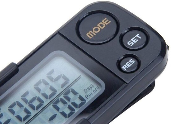 Multi - Function 3D Smart Pedometer With Clip Strap 30 Days Memory High Accurate