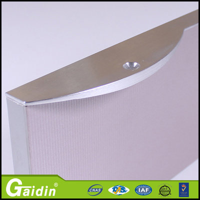 hot selling manufacturers in China kitchen accessories cabinet handle aluminum profile