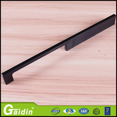 make in China furniture hardware aluminum accessories universal door pull handles