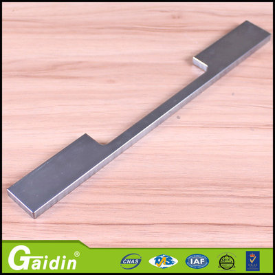 high quality make in China cheap accessories furniture hardware pull handle t bar handle for kitchen cabinet