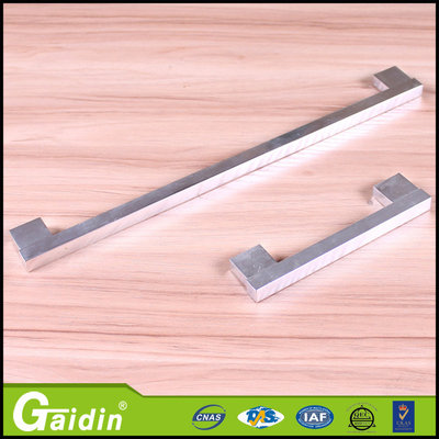 China supplier high quality fair price furniture fitting  aluminum door hardware cabinet knobs and handles