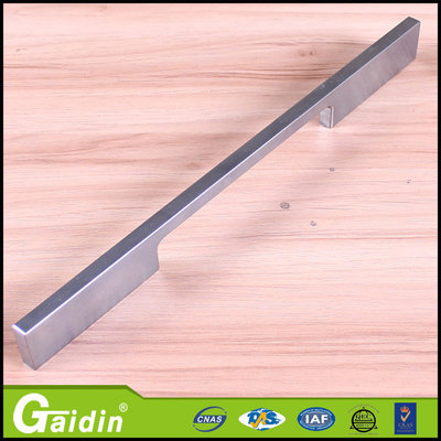 hot sale made in China quality assurance aluminum alloy material furniture hardware extrusion dresser hardware handles