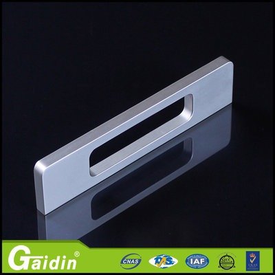 China factory direct wholesale aluminum alloy material metal furniture handle kitchen cabinet pull handles