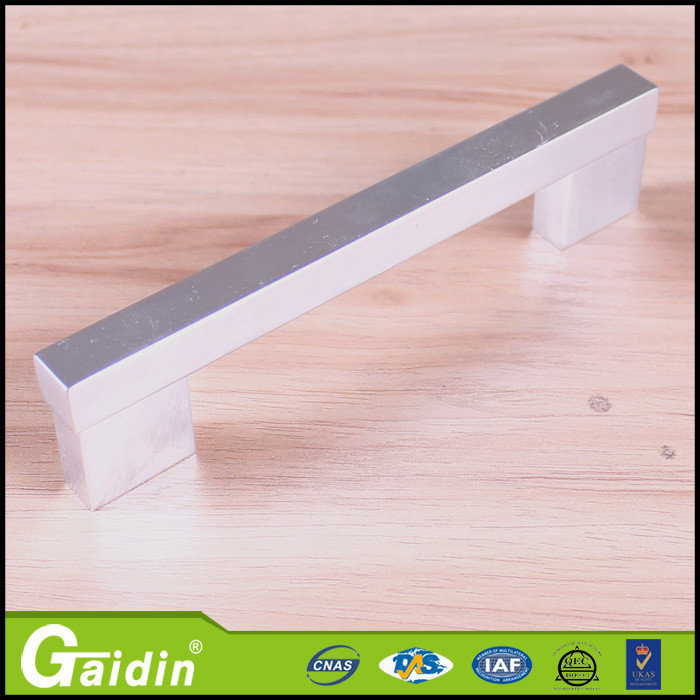 China supplier high quality fair price furniture fitting  aluminum door hardware cabinet knobs and handles