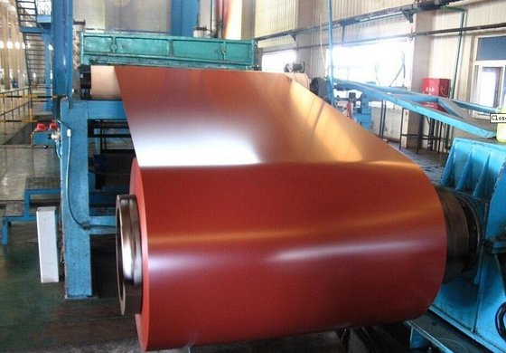 PE en acier galvanisé enduit d'une première couche de peinture plongé chaud de bobine/HDP/SMP/peinture de l'HPC/PVDF