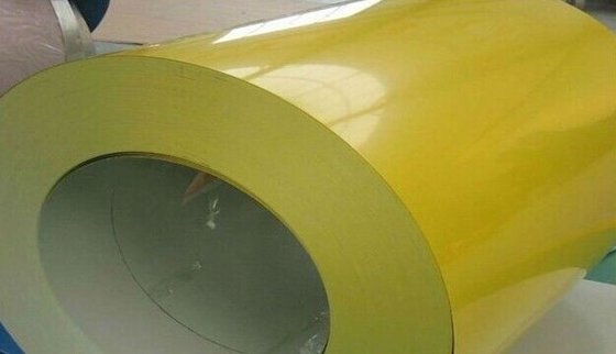 La couleur mentale de matériaux de construction a enduit le modèle d'imitation en bois de tôle d'acier