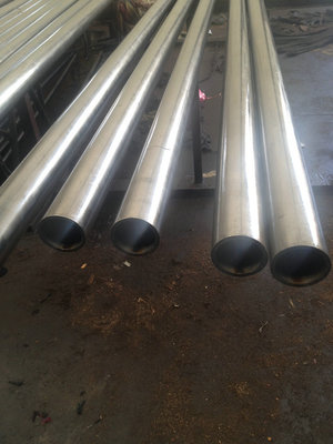 10mm St37 a recuit la tuyauterie d'acier au carbone de précision/tuyau d'acier au carbone soudé DIN 2391