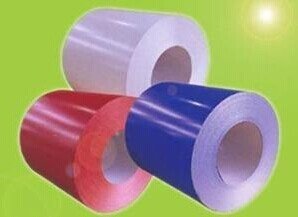 Le revêtement enduit par couleur galvanisé plongé chaud de tôle d'acier de SPCC DC51D SGHC/a enduit la bobine d'une première couche de peinture en acier
