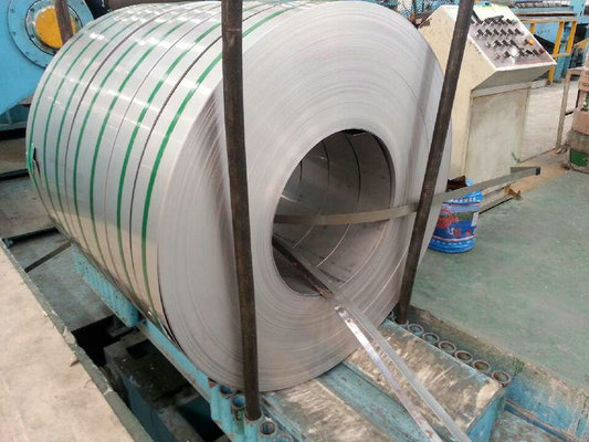 Les feuillards en acier galvanisés plongés chauds roulent pour couvrir la coupe faite sur commande