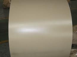 La couleur résistante à l'usure de moulin enduite a enduit les feuilles d'une première couche de peinture en acier de Rolls PPGI de bobines de Galvalume