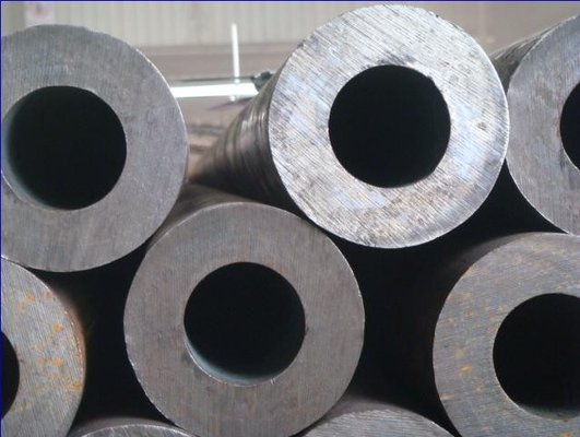 Tuyau d'acier structurel formé chaud sans couture rond 10, 20, 35, 45, 10Mn2, 15Cr, 20Cr