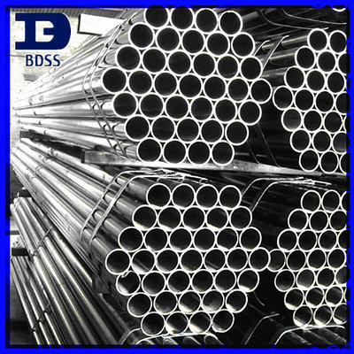 Q235 tubes en acier soudés ronds, tuyau d'acier structurel rectangulaire