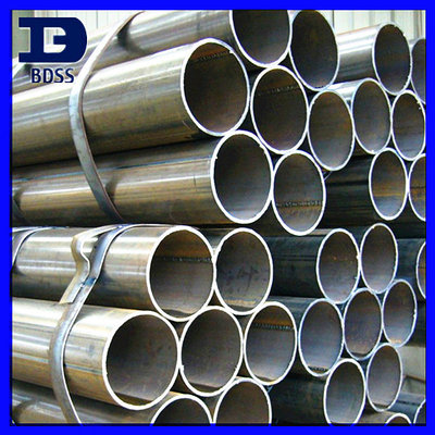 Q235 tubes en acier soudés ronds, tuyau d'acier structurel rectangulaire