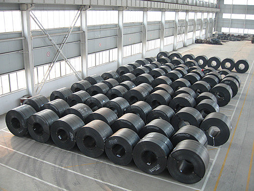 Q195, Q215, Q235, Q345, A36, SPHC, SS400, ST37.2, ST52.3 acier laminé à chaud de bobines / bobine