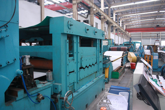 Le SUS, série d'ASTM 300/400 séries acier laminé à chaud de largeur de 1500mm/de 1800mm/de 2000mm love pour le bâtiment de bateaux