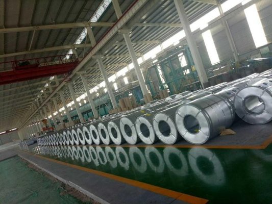 Prepainted Galvanized Steel Coil / PPGI / PPGL / Whiteboard sheet coil from China