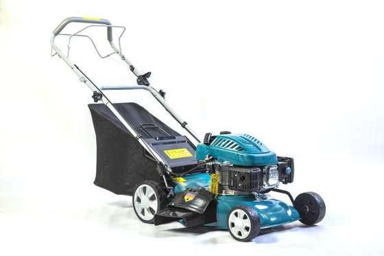 High Safety Self Propelled Petrol Lawnmower Portable Design Lightweight Easy Operation