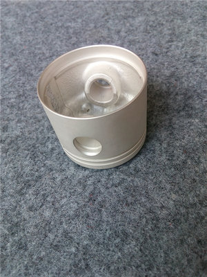 Aluminium-Schneider der Bürsten-TH34 zerteilt den Maschinen-Kolben, der im Benzin-Gras-Trimmer benutzt wird