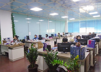 Guangzhou GuanHong Cosmetics Co,.Ltd
