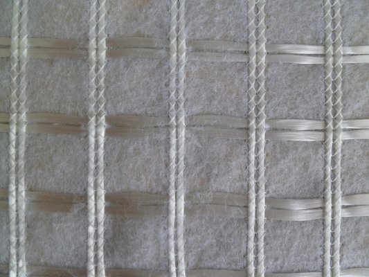 Non Woven Composite Geotextile Fabric Stitched With Fiberglass Geogrid Anti Aging