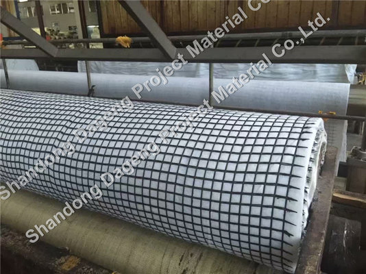 Drainage Mat Roll Fiberglass Geogrid Composite With Green Color Non - Woven Geotextile
