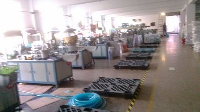 China promotional plastic pen & advertising metal pen factory